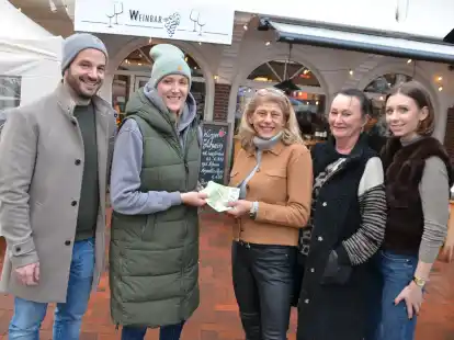 Goldener Elch in Bad Zwischenahn: Olaf ist nach Diebstahl wieder da