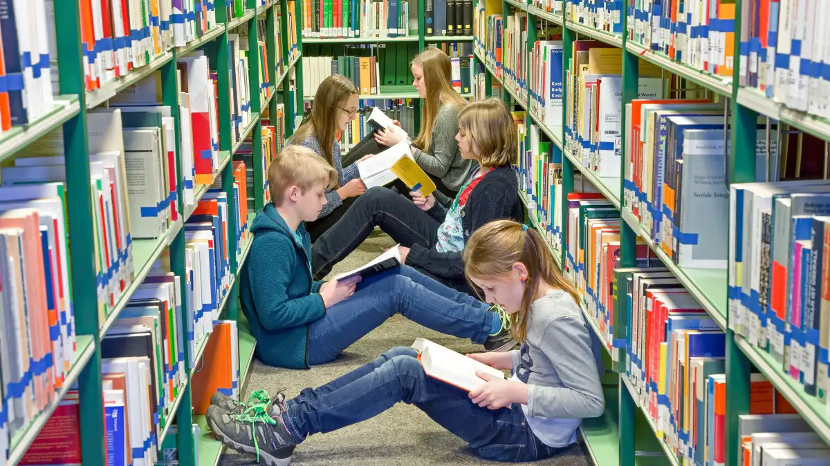 Lesetage auf dem Campus der Hochschule Emden/Leer