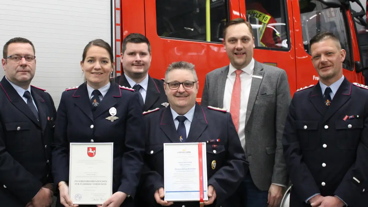 Feuerwehr Bokel-Augustfehn zieht Bilanz: Einheit hat nun einen Ehrenortsbrandmeister
