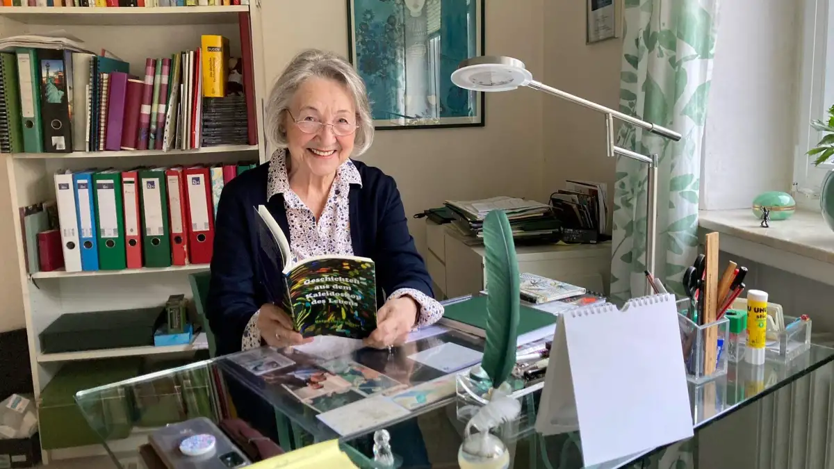 Oldenburg: Das Schreiben befreit Helga Meyer von „Kirche, Kinder, Küche ...