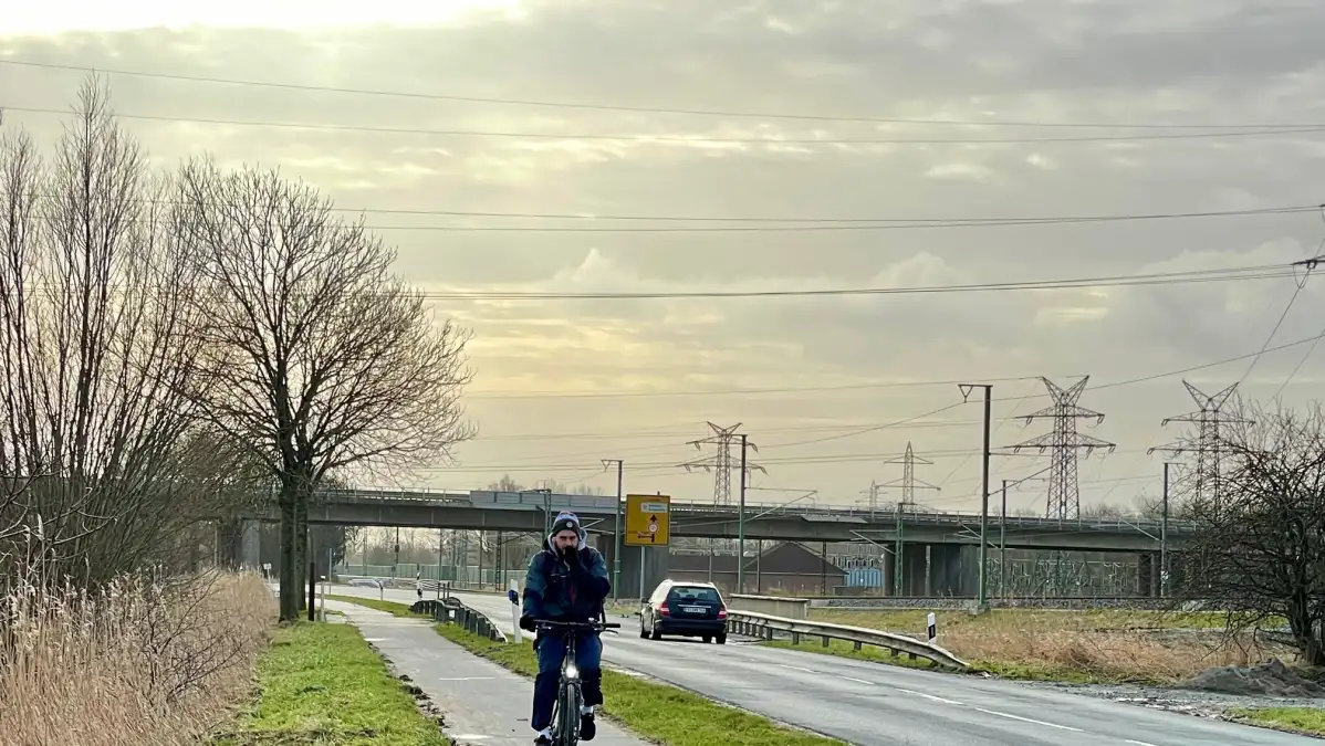 Radfahren in Friesland: Ausbau des Radweges an K 294 zwischen Schortens ...
