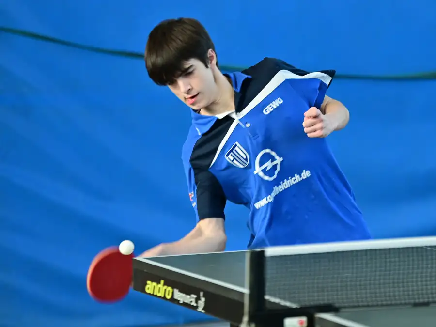 Tischtennis: Alexander Uhing wird Dritter beim Top-24-Turnier