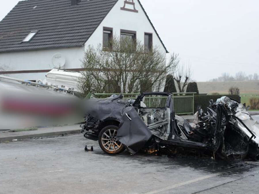 Luxus Unfall Nordenham Heute Bilder