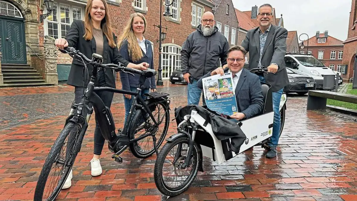 Stadt Jever: Erster Fahrradtag beim Kiewittmarkt
