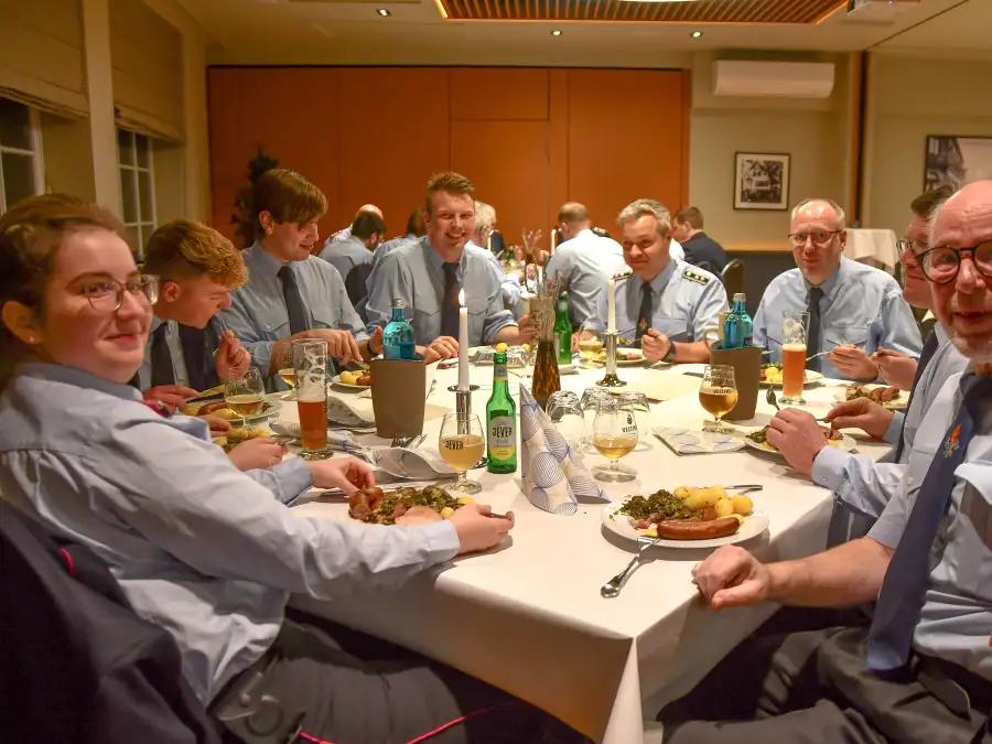 Feuerwehr: Sefedin Selimi dankt Kameraden für Einsatz