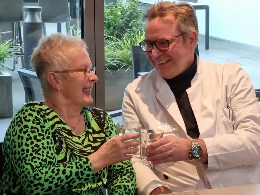 Krebs: Mithilfe der Holomedizin können in Oldenburg komplizierte ...