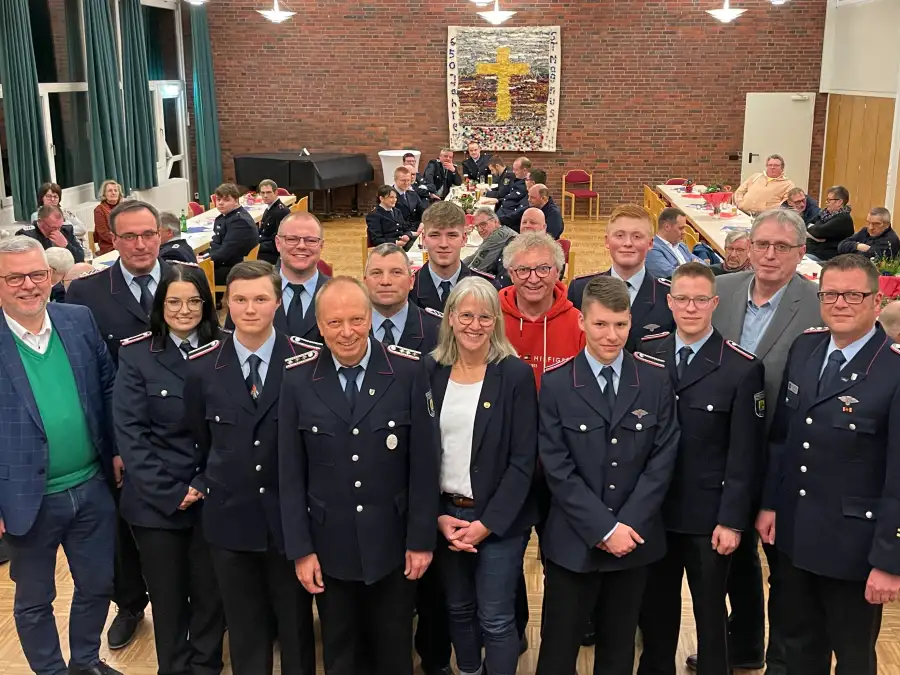 Ehrenamt in Friesland: Feuerwehr Sande blickt auf spektakuläres Jahr zurück