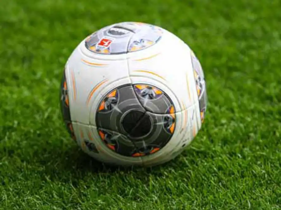 Fußball-Testspiele: Hansa gewinnt gegen TuRa – SV Altenoythe schlägt ...