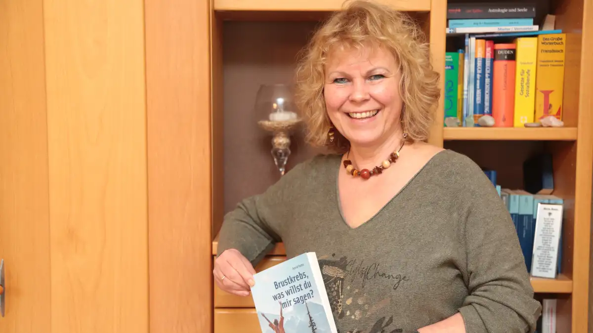 Wilhelmshavenerin Astrid Rothe schreibt Buch über Brustkrebs und will ...