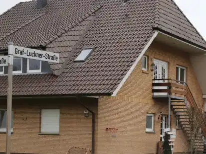 Graf-Luckner-Straße in Elisabethfehn: Hinweis auf mögliche Umbenennung ...
