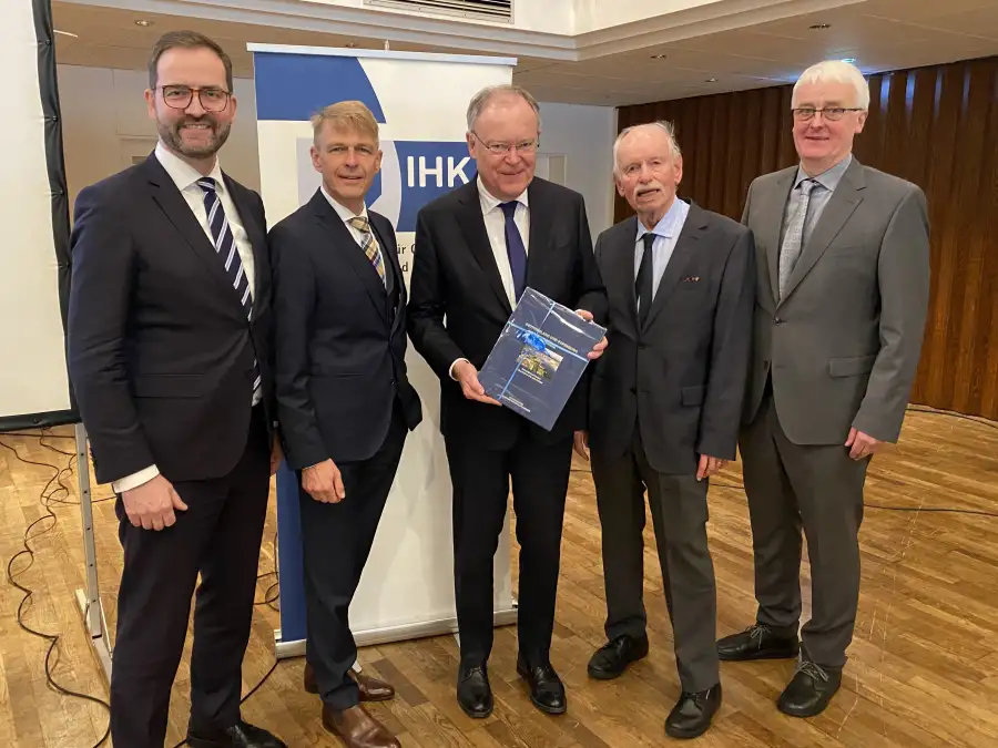 IHK Präsident für Ostfriesland und Papenburg: Theo Eilers folgt auf Dr ...