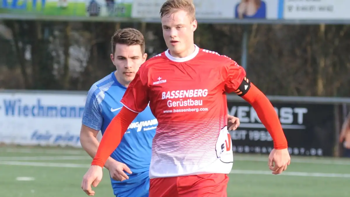 SV Brake und TSV Abbehausen spielen in der Bezirksliga im Fußball gegen ...