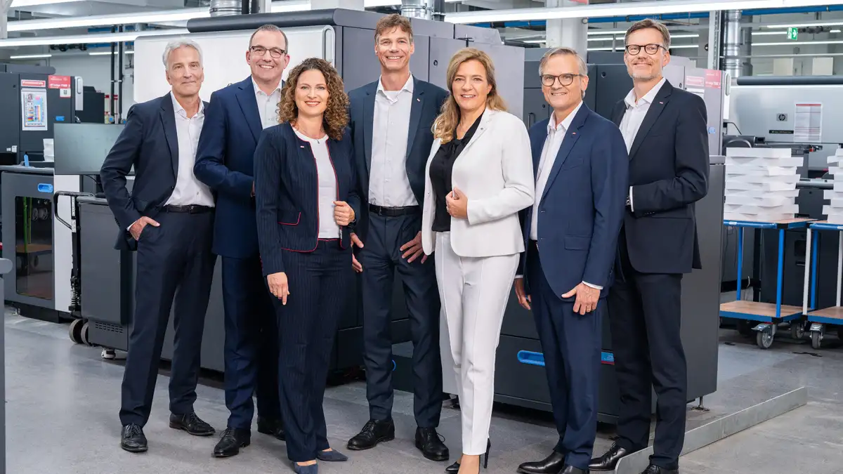 Cewe: Fotodienstleister aus Oldenburg erwartet 2024 mehr Umsatz und ...