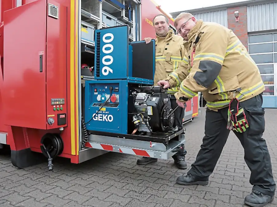 „Dekon“-Komponente der Feuerwehr Wilhelmshaven: Im Kontakt mit ...