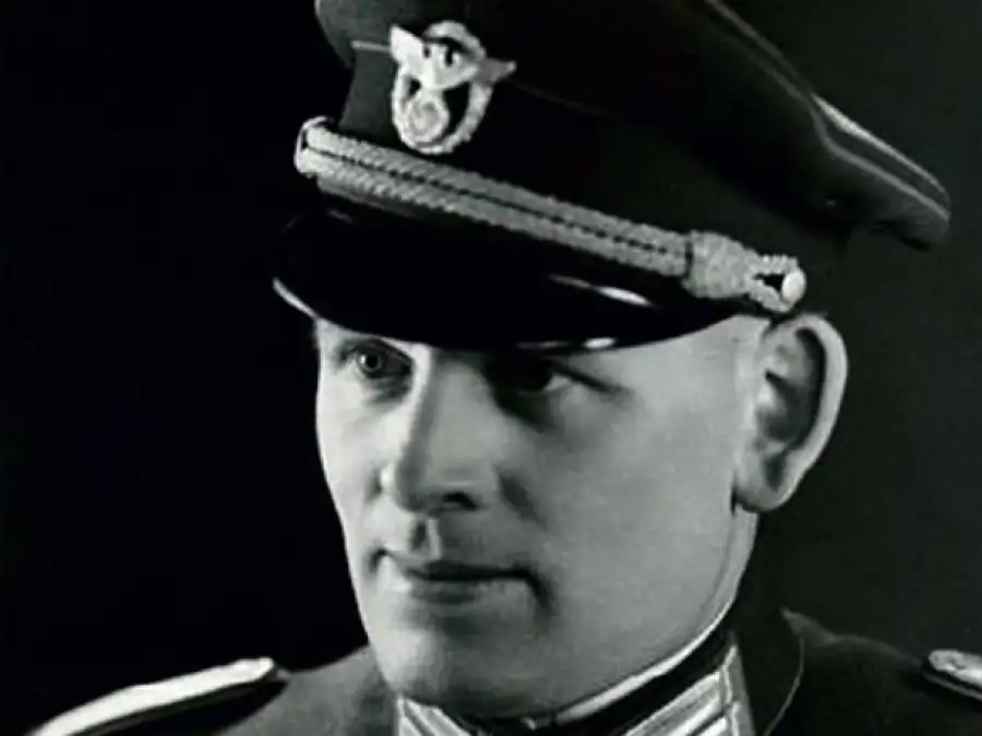 Verbrechen im Zweiten Weltkrieg: Eilert Dieken aus Esens ließ Familie ...