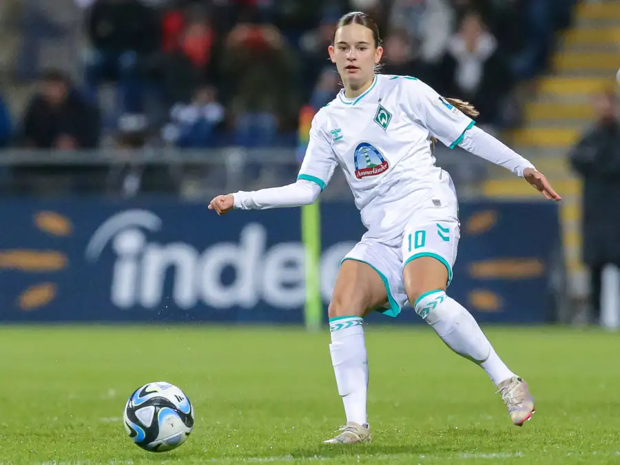 Fußballerin aus Nordenham bei Werder Bremen: Tuana Mahmoud über Erfolge ...