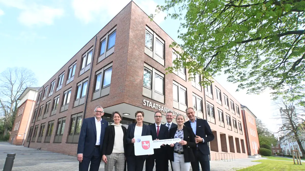 Staatsanwaltschaft Aurich: Millionen-Neubau für Justiz offiziell eröffnet