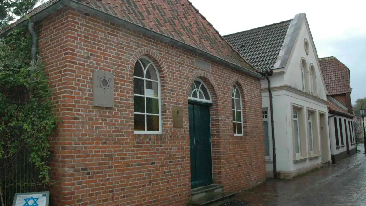 Synagoge in Dornum: Antisemitismus ist Georg Murra-Regner nicht fremd ...