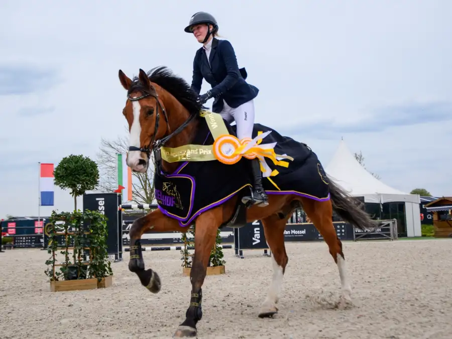 Leonie Pander von der TG Bad Zwischenahn gewinnt in Lier zwei Grand Prix