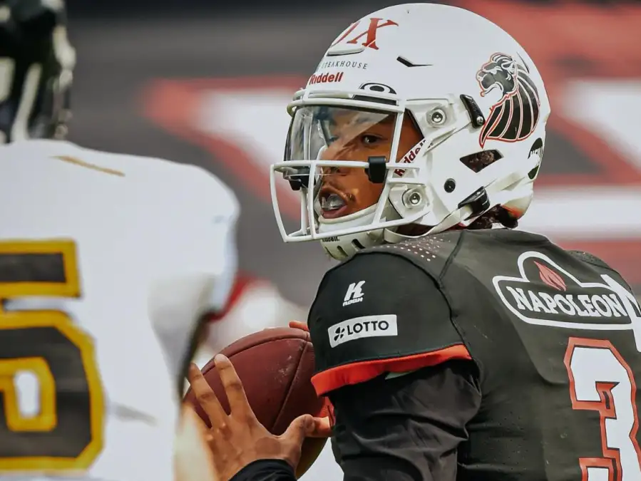 Oldenburg Knights: Quarterback Joshua Cartwright lobt Braunschweig ...