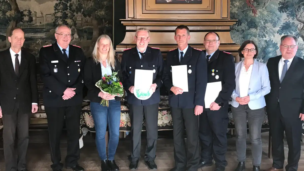 Freiwillige Feuerwehr in Neuharlingersiel: Ulrich Rodenbäck ernannt, Frank Wölk weiterhin ...