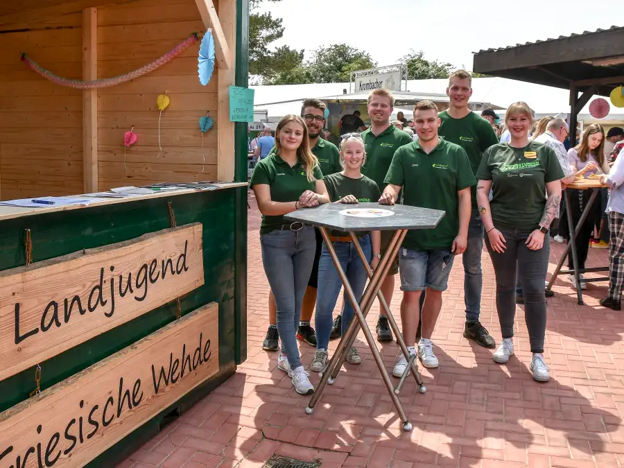 Landjugend Friesische Wehde: Dorffest in Zetel am Landgasthaus Waidmannsruh