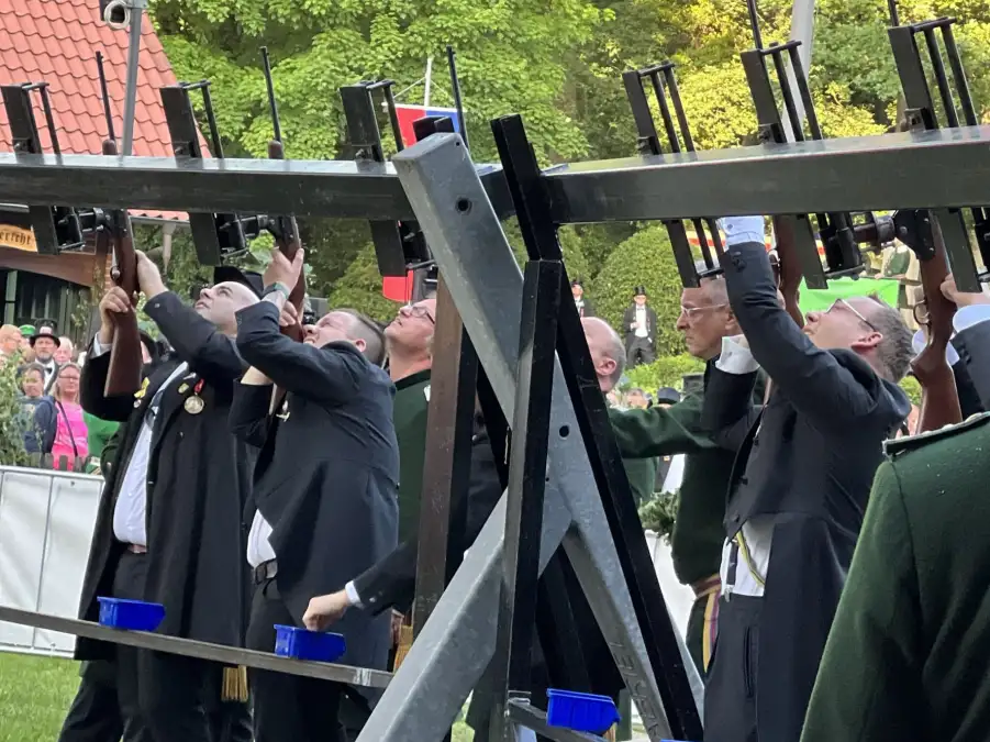 Gildefest Wildeshausen: Neuer Papagoy besteht aus High-Tech-Material