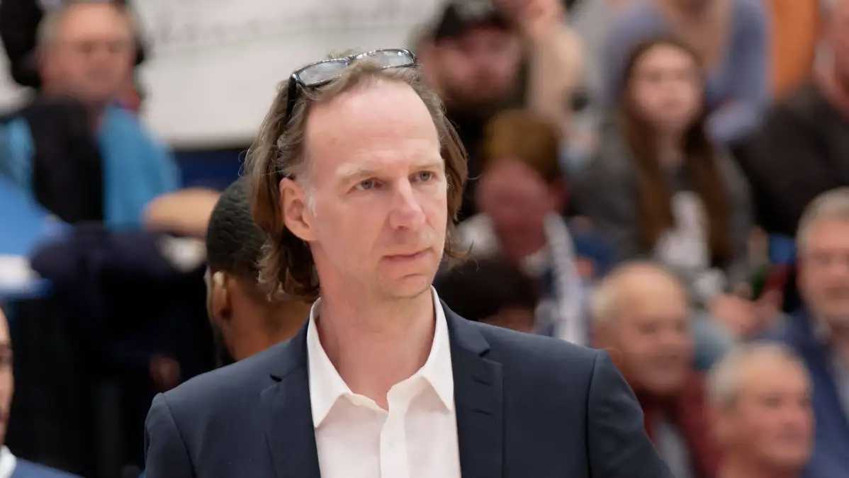 Basketball: Trainer Freyer muss nach dritter Rettung zum dritten Mal gehen