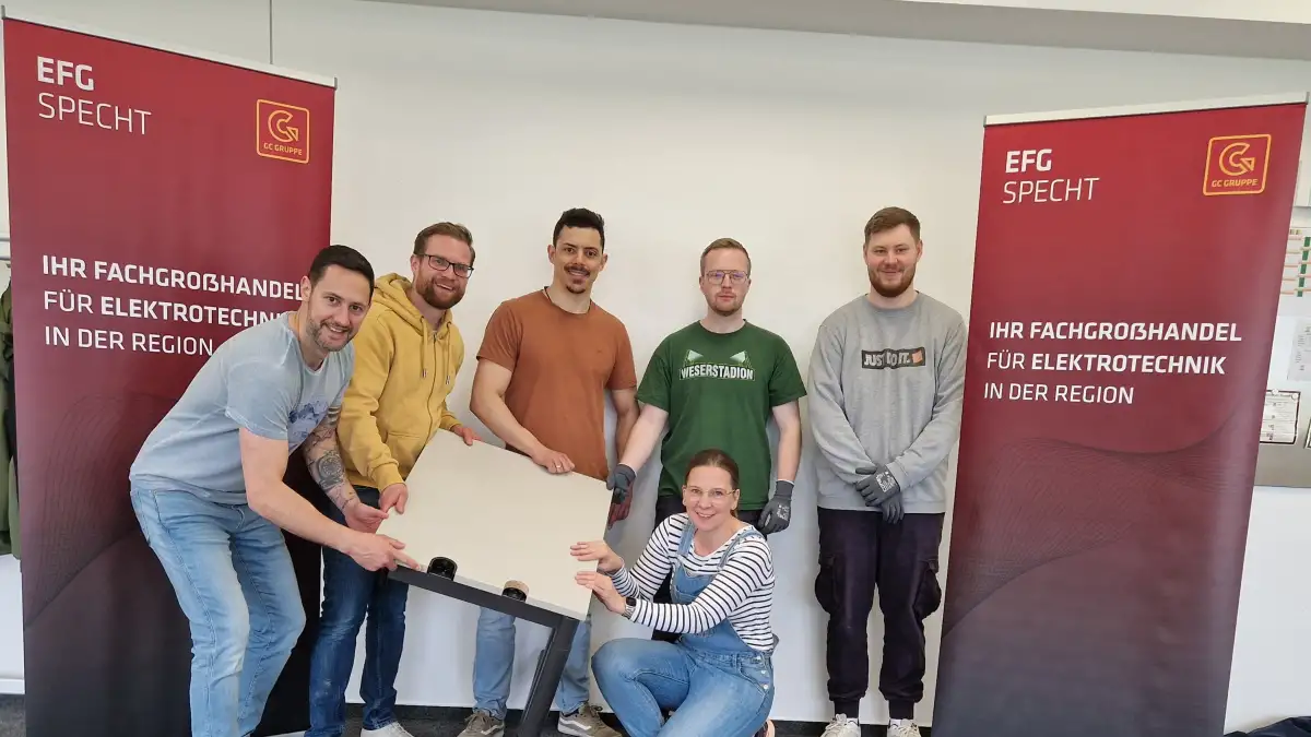 EFG Specht KG spendet hochwertige Büromöbel an Oberschule Jade: Gemeinsame Aktion bereichert ...