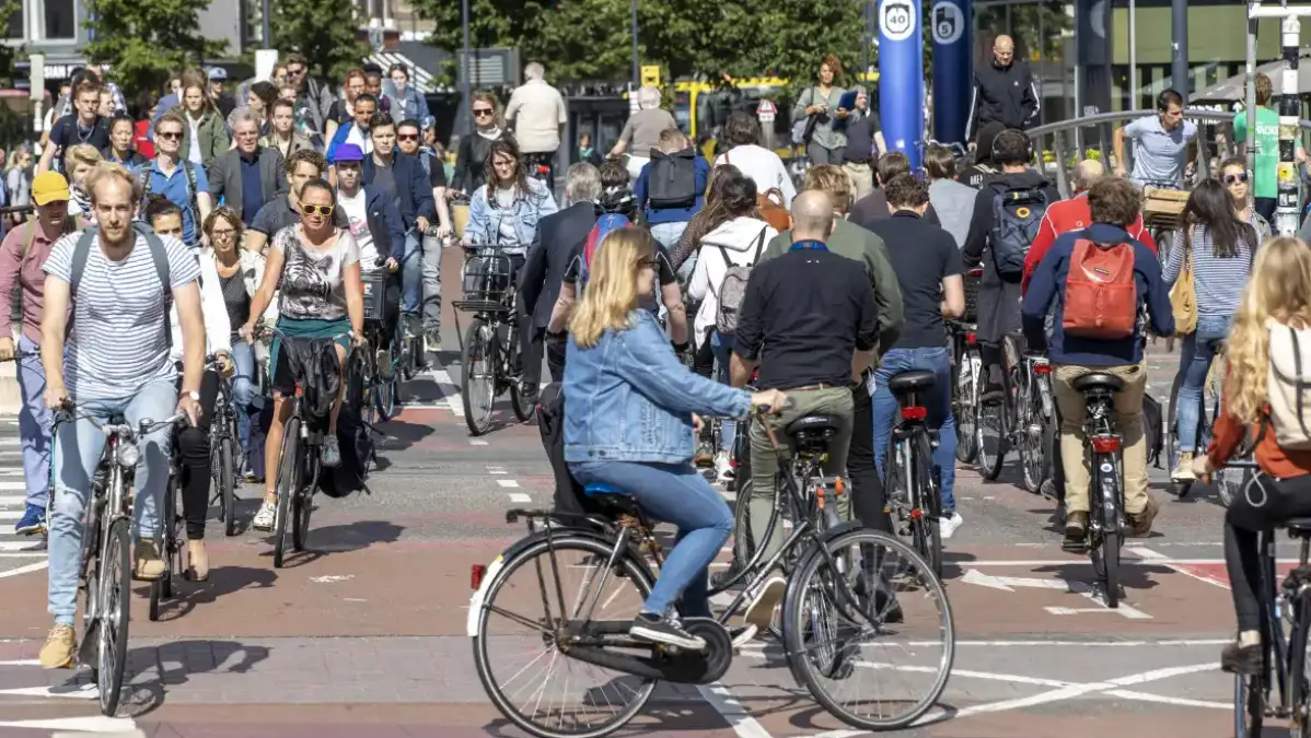 Fietsen in Nederland: Meer fietsen, minder auto’s – Utrecht ...