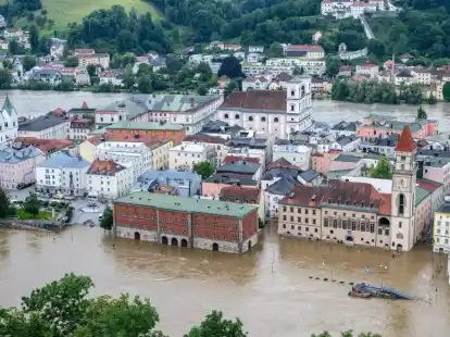 Wateroverlast Duitsland: Overstromingen in Zuid Duitsland blijven kritiek