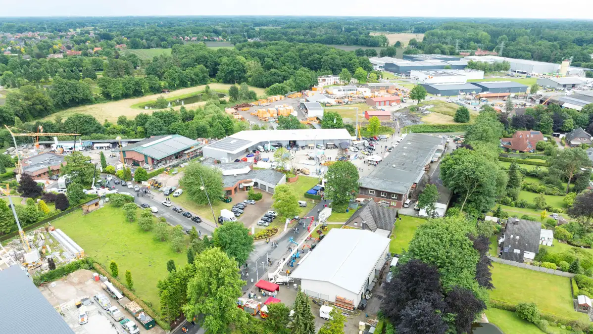 Gewerbe-Rummel Westerstede – Nasskaltes Wetter verdirbt Unternehmern ...