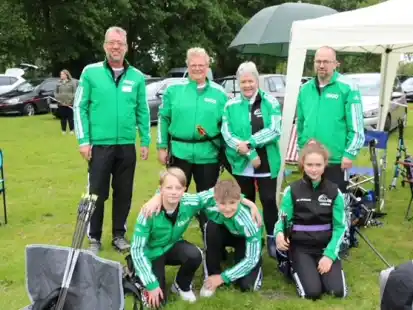 Bogenschützen in Glansdorf: SC Dunum holt mehrere Bezirksmeistertitel