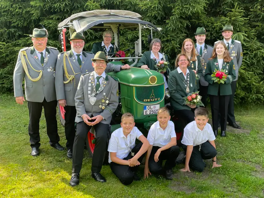Schützenfest in Klein Scharrel: Drei Tage Programm am Scharreler Damm ...