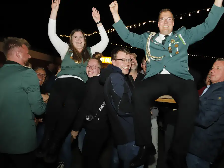 Marco Fugel neuer König des Schützenvereins „Gut Ziel“ Strücklingen