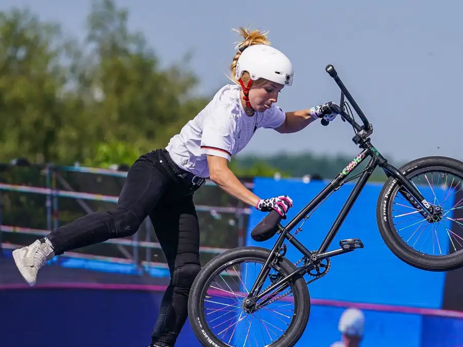 Kim Lea Müller von Backyard Oldenburg bei Olympia: Vorfreude auf BMX ...