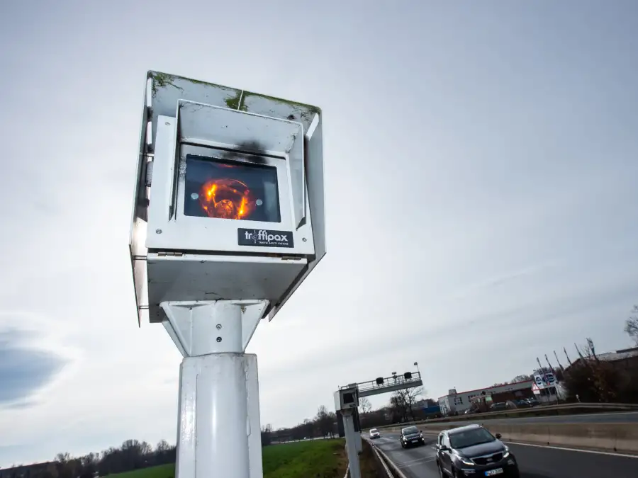 Auf B210 zwischen Jever und Schortens: Fünf neue Blitzer bald in Betrieb