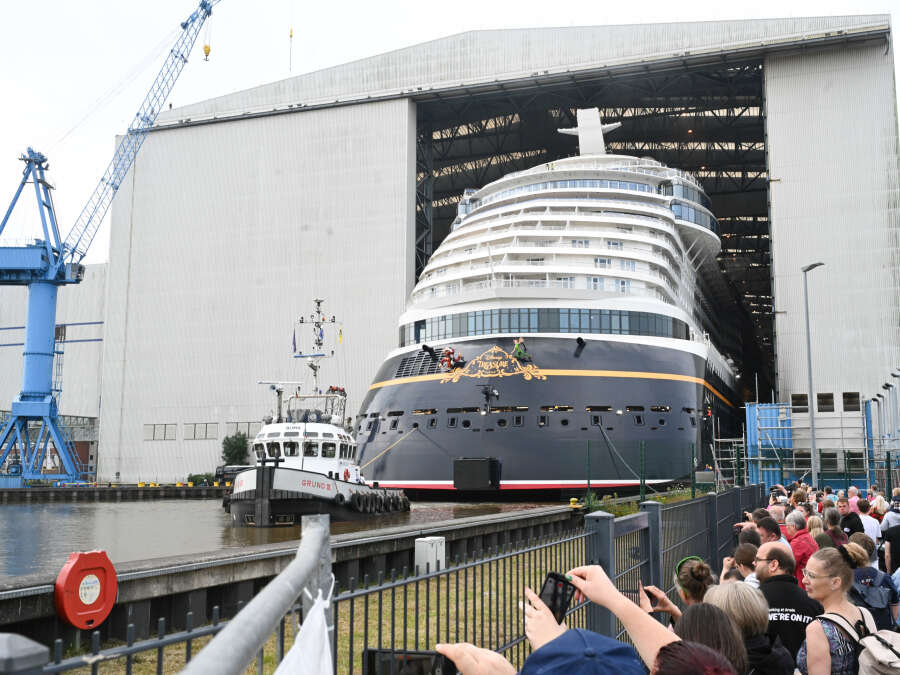 Meyer Werft Papenburg: Neues Kreuzfahrtschiff „Disney Treasure ...