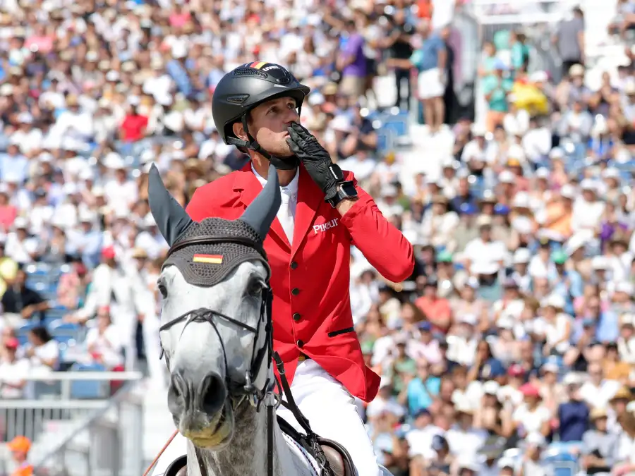 Olympia in Paris: Springreiter Kukuk gewinnt Olympia-Gold