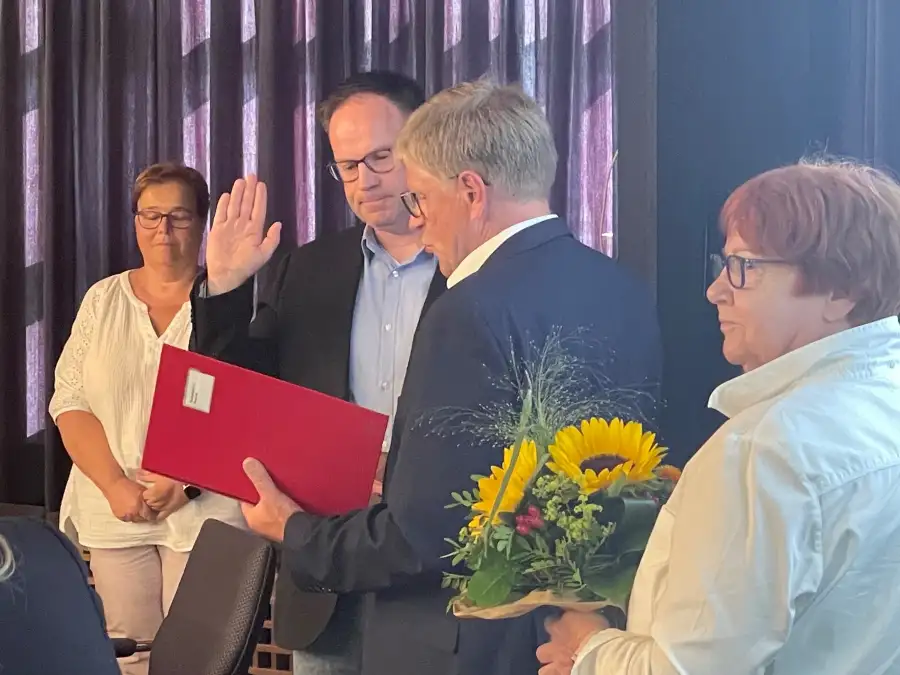 Die Stadt Aurich hat mit Mirko Wento einen neuen Stadtbaurat. Er setzte ...
