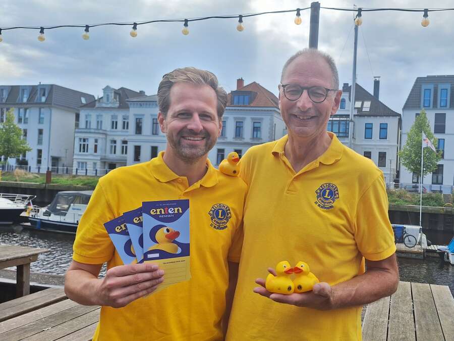 Entenrennen in Oldenburg: 4001 Gummienten schwimmen fürs Autonome ...