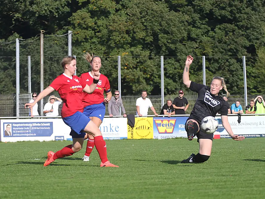 Frauenfußball in Weser-Ems - TuS Obenstrohe und TuS Büppel II verlieren ...