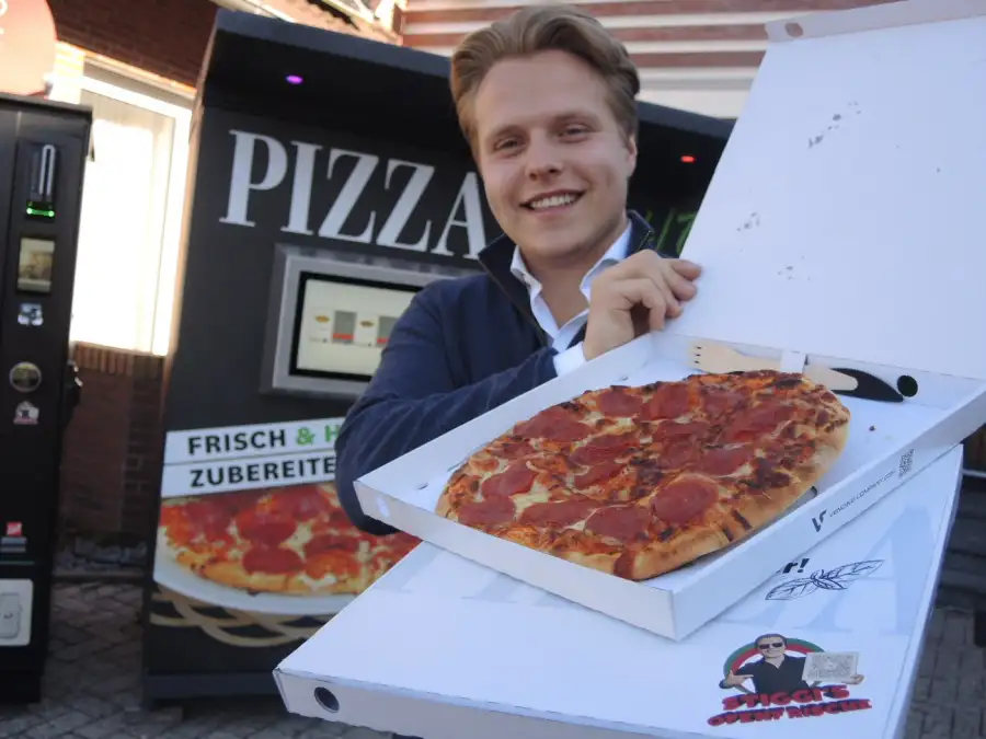 Pizza-Automat in Esens: Rund um die Uhr Pizzagenuss in Ostfriesland ...