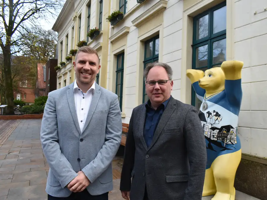 Jan Becker in Esens: Neuer Hauptamtsleiter bringt frischen Wind ins Rathaus
