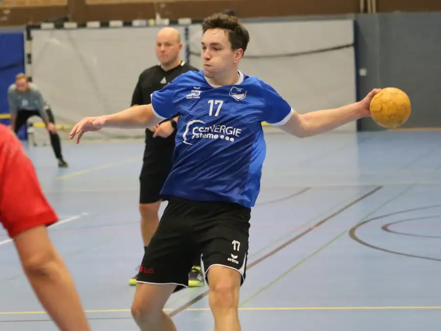 Handball-Oberliga: TSG Hatten-Sandkrug gewinnt 30:28 bei HC Bremen