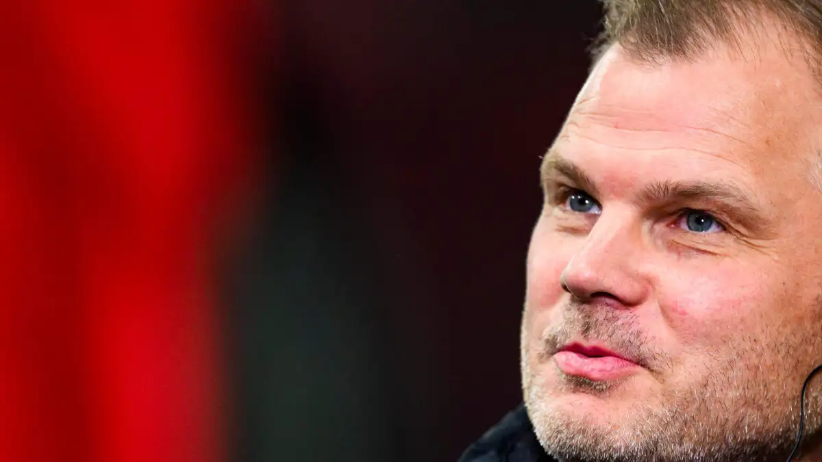 Trotz Ligaplatz zehn: Wohlgemuth lobt VfB-Coach Hoeneß