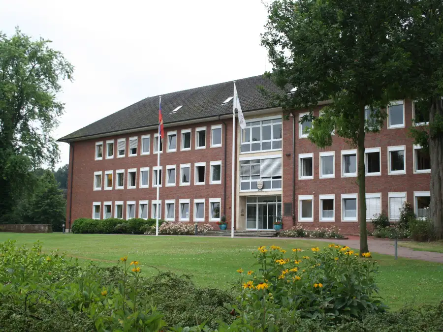 Gemeinde Rastede: Neue Gruppe UWG und Timo Merten im Gemeinderat nach ...