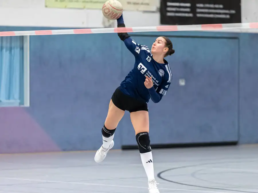 Faustball-Bundesliga der Frauen: Ahlhorner SV festigt zweiten Tabellenplatz