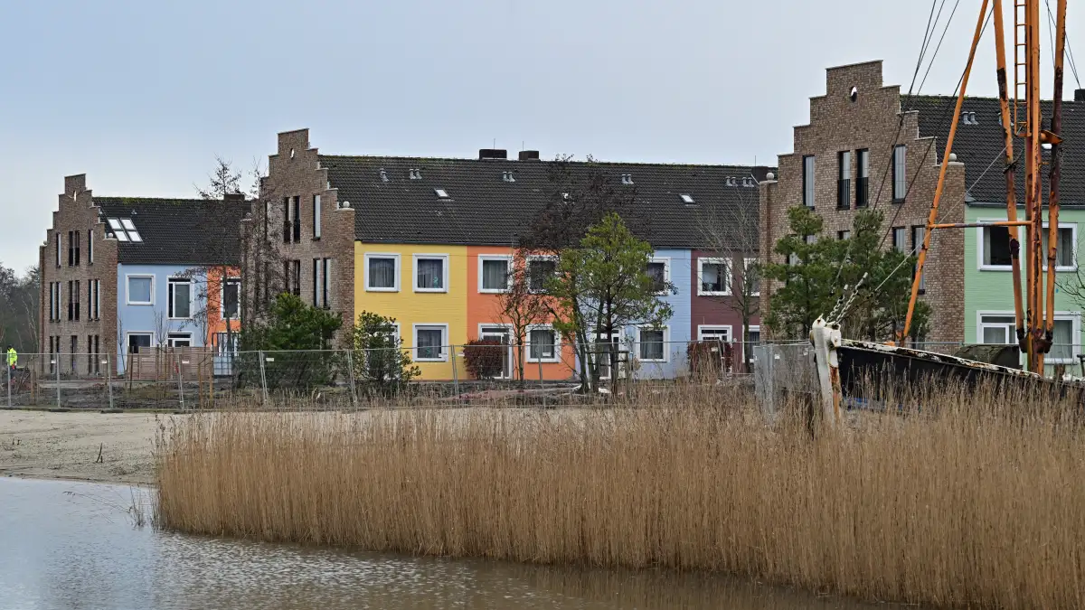 Tourismus an der Nordsee: „Dorf Wangerland“ in Hohenkirchen eröffnet ...
