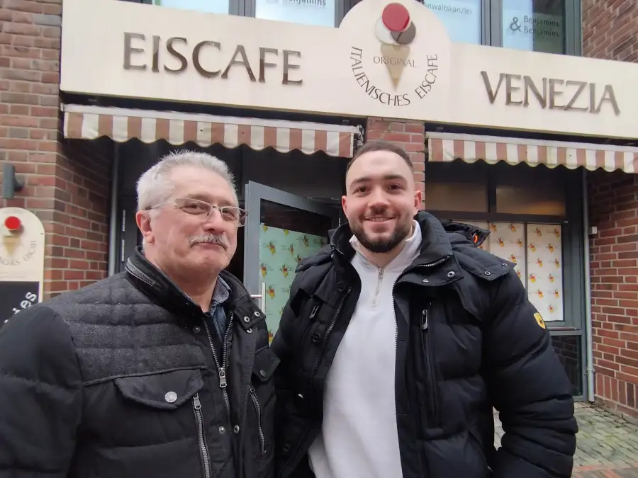 Eiscafé Venezia in Emden: Sario Haberts übernimmt Geschäft von Angelo Sossai und plant Neues für ...